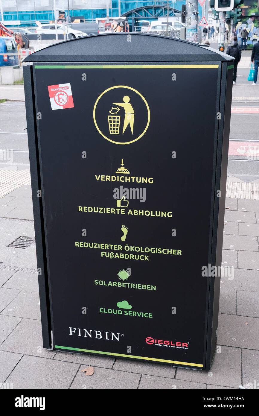 Solar powered garbage can hi-res stock photography and images - Alamy