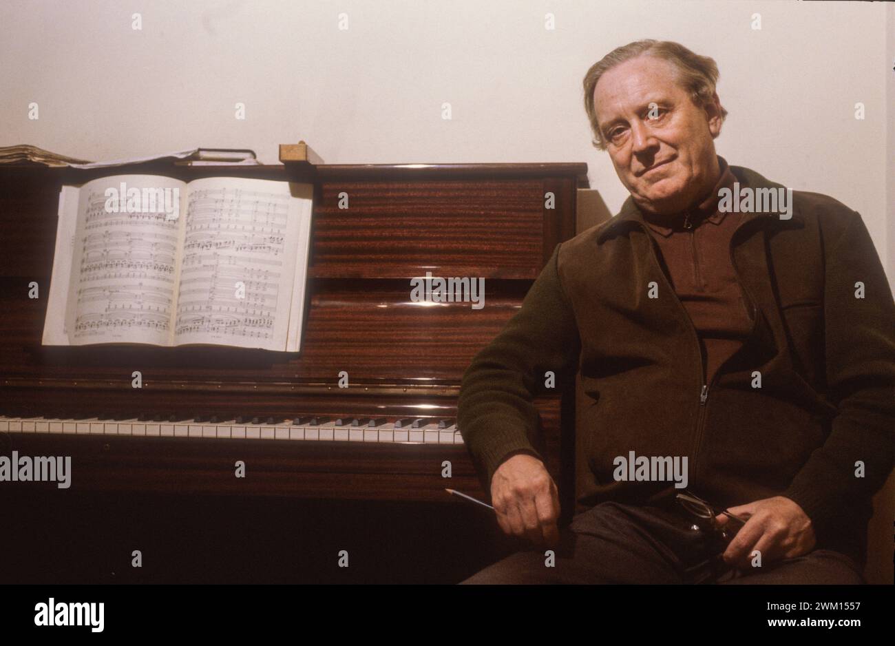 3829316 Charles Mackerras; (add.info.: Australian conductor Charles ...