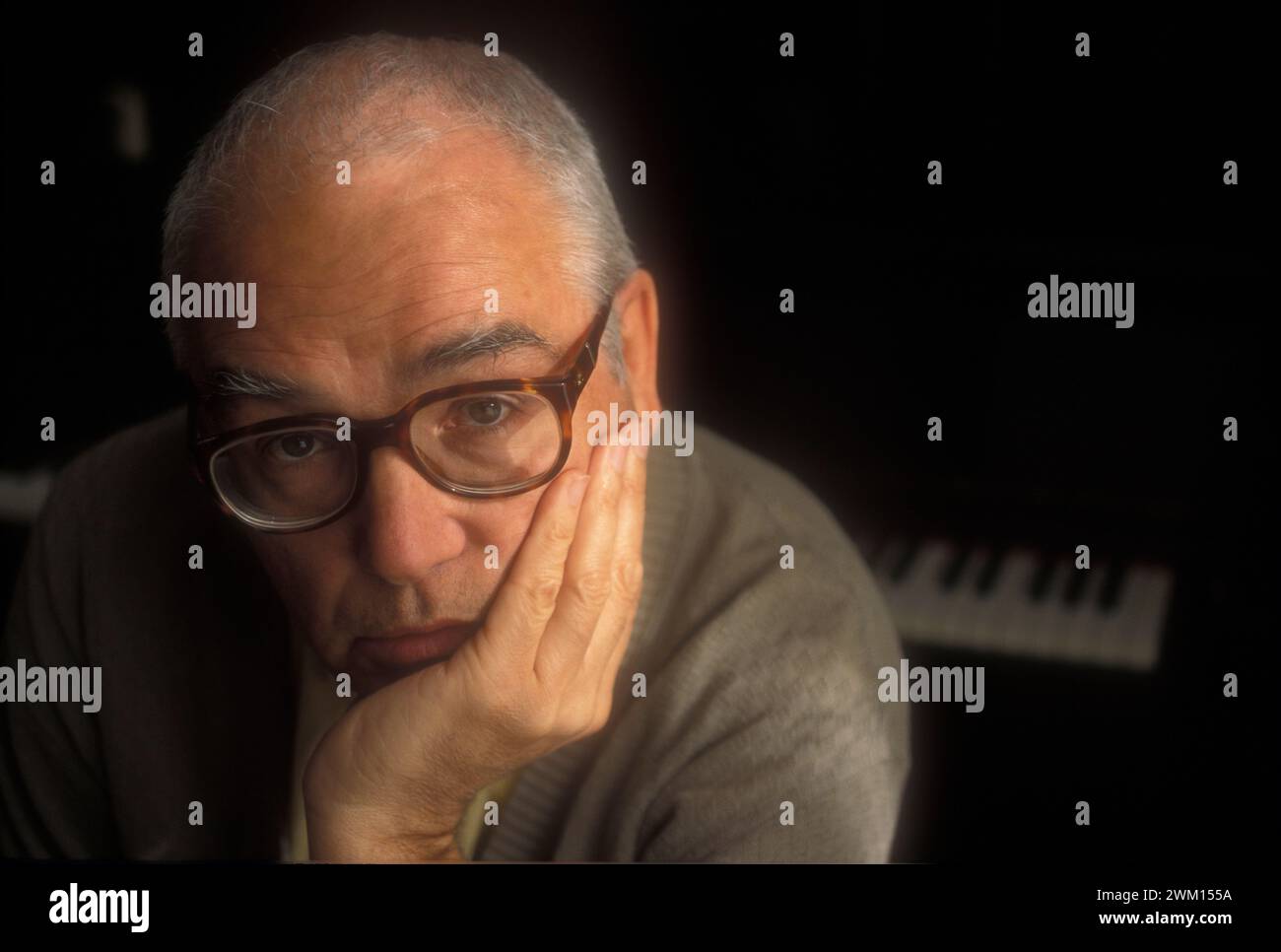 3829366 Giacomo Manzoni; (add.info.: Italian composer Giacomo Manzoni ... 3829366 Giacomo Manzoni; (add.info.: Italian composer Giacomo Manzoni ...