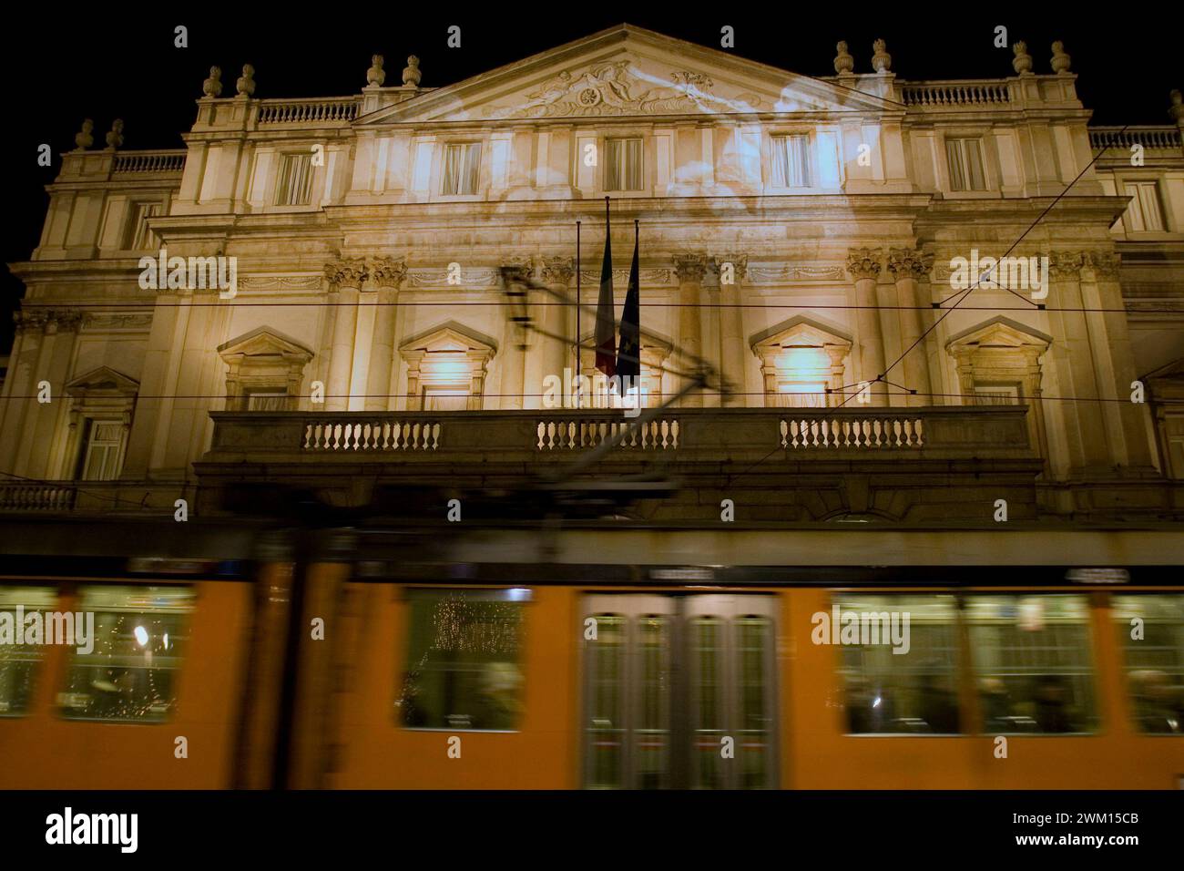 Luminarie milano hi-res stock photography and images - Alamy