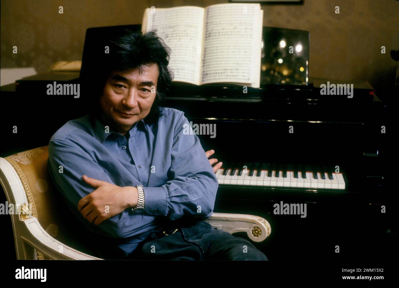 3830004 Seiji Ozawa; (add.info.: Japanese conductor Seiji Ozawa (1989 ...