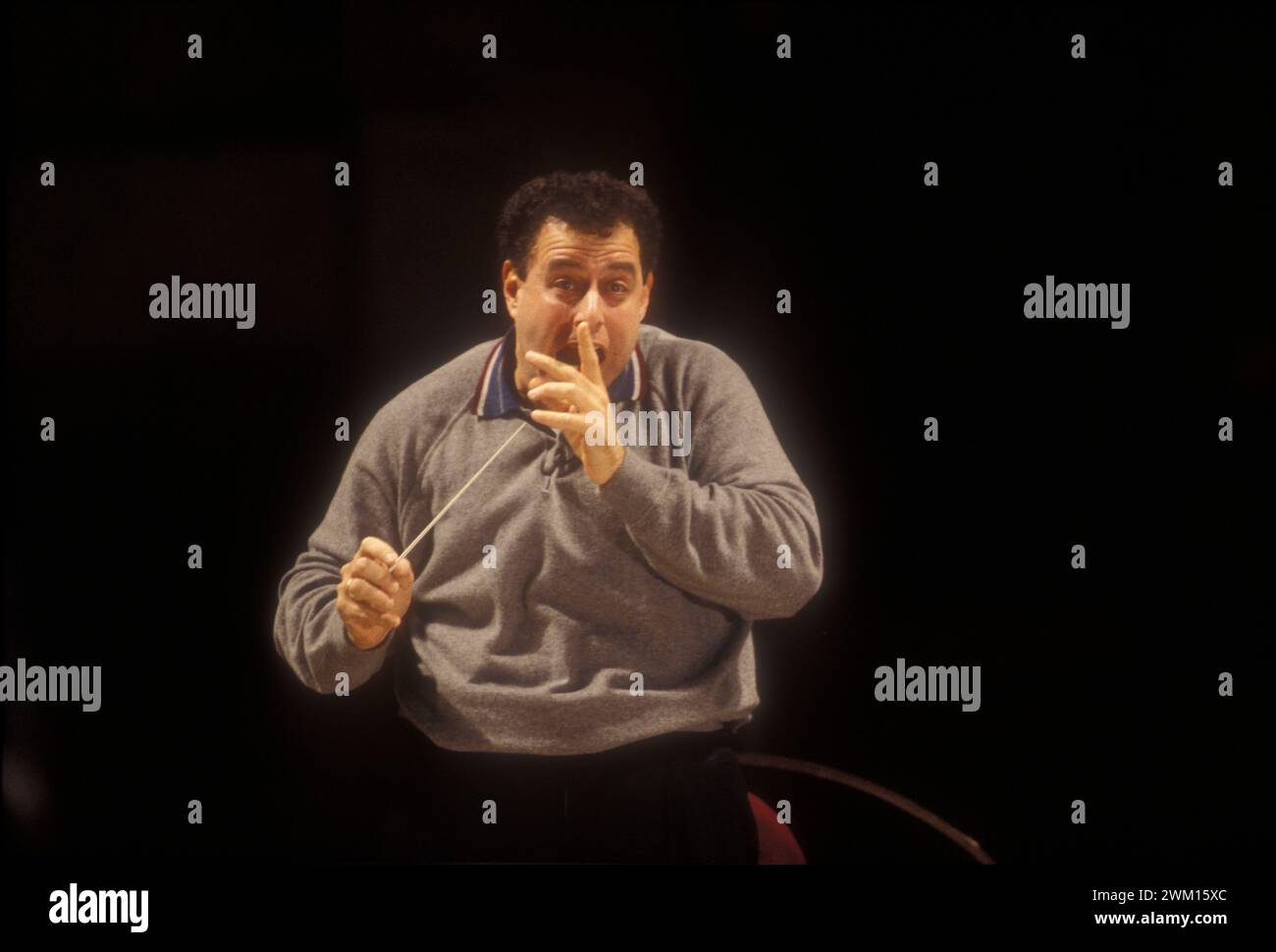 3829980 Daniel Oren; (add.info.: Rome, 1995. Israeli conductor Daniel ...