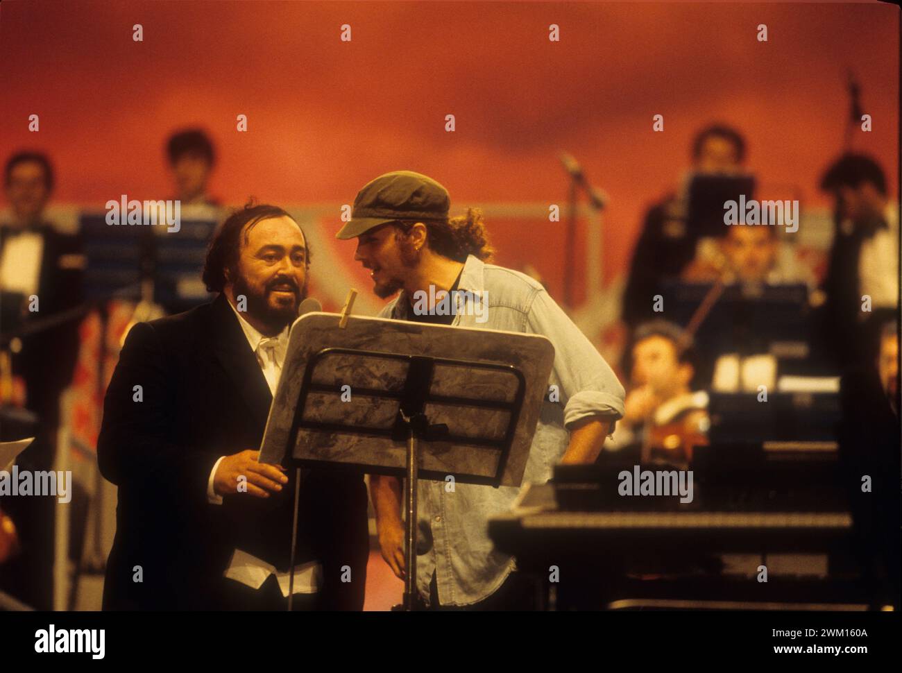 3830115 Luciano Pavarotti performing with Lorenzo 'Jovanotti' Cherubini ...
