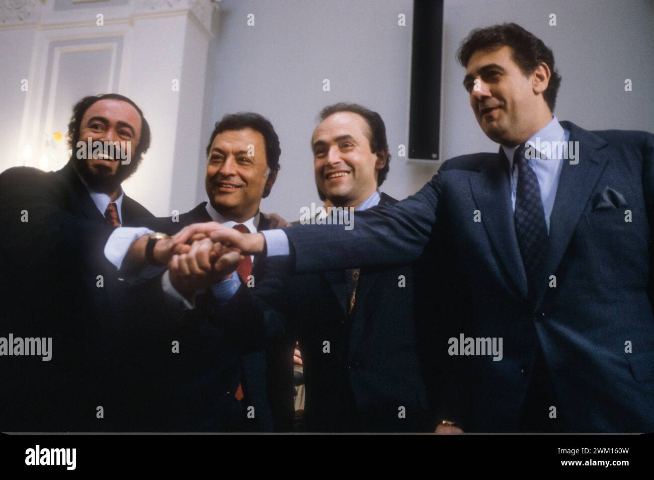 3830091 The Three Tenors; (add.info.: Rome, 1990. Tenor Luciano ...