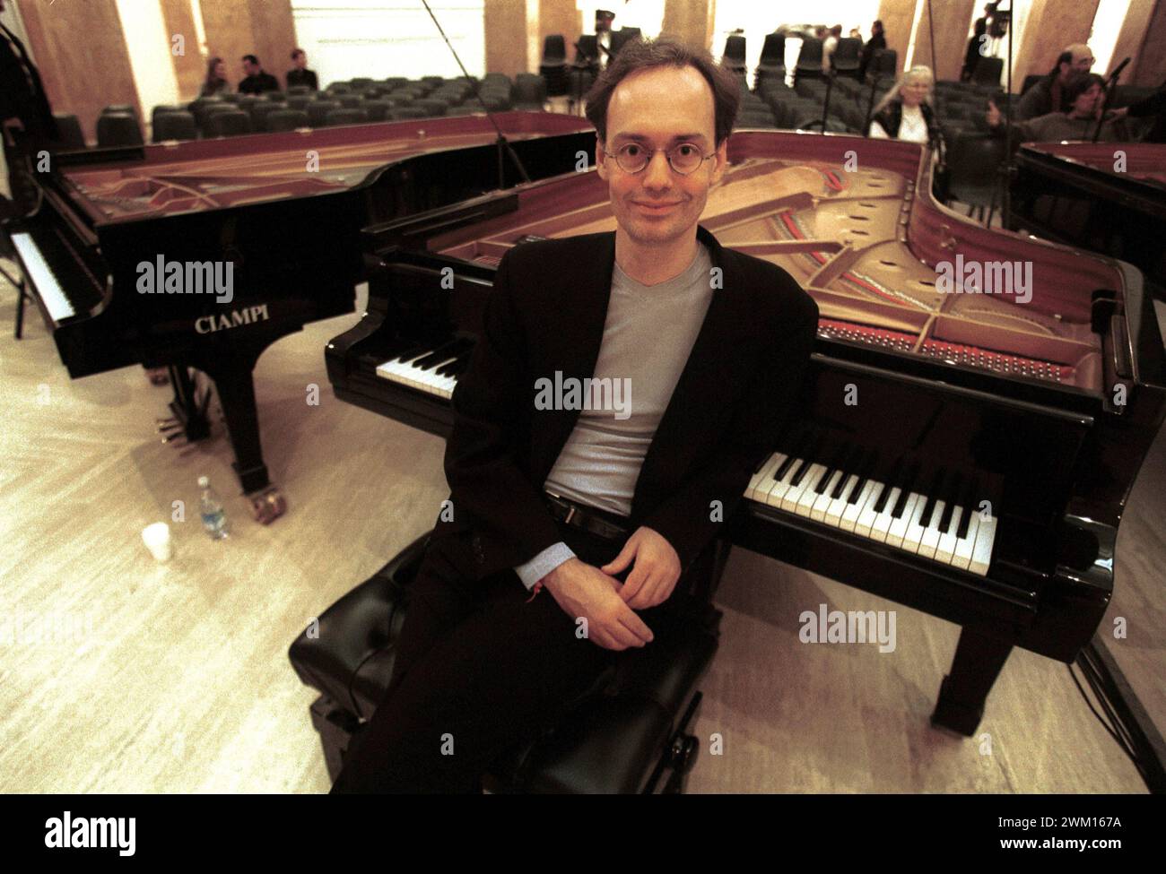 3830301 Michael Harrison; (add.info.: Rome, Palazzo delle Esposizioni, November 1999. Composer ...