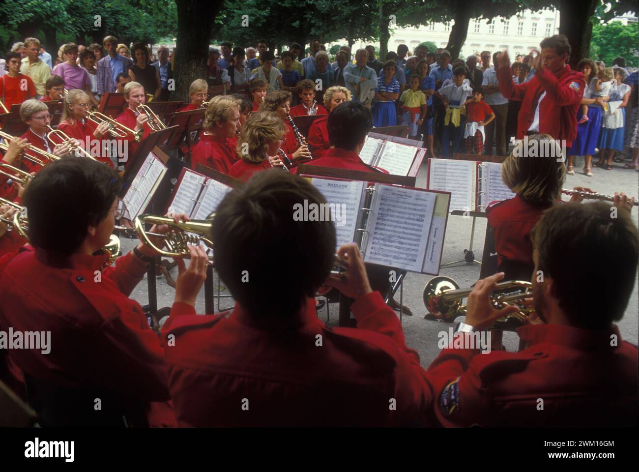Banda bande hi-res stock photography and images - Alamy