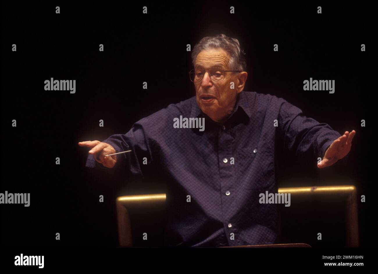 3830617 Kurt Sanderling; (add.info.: Rome, Pius XII Auditorium (concert ...