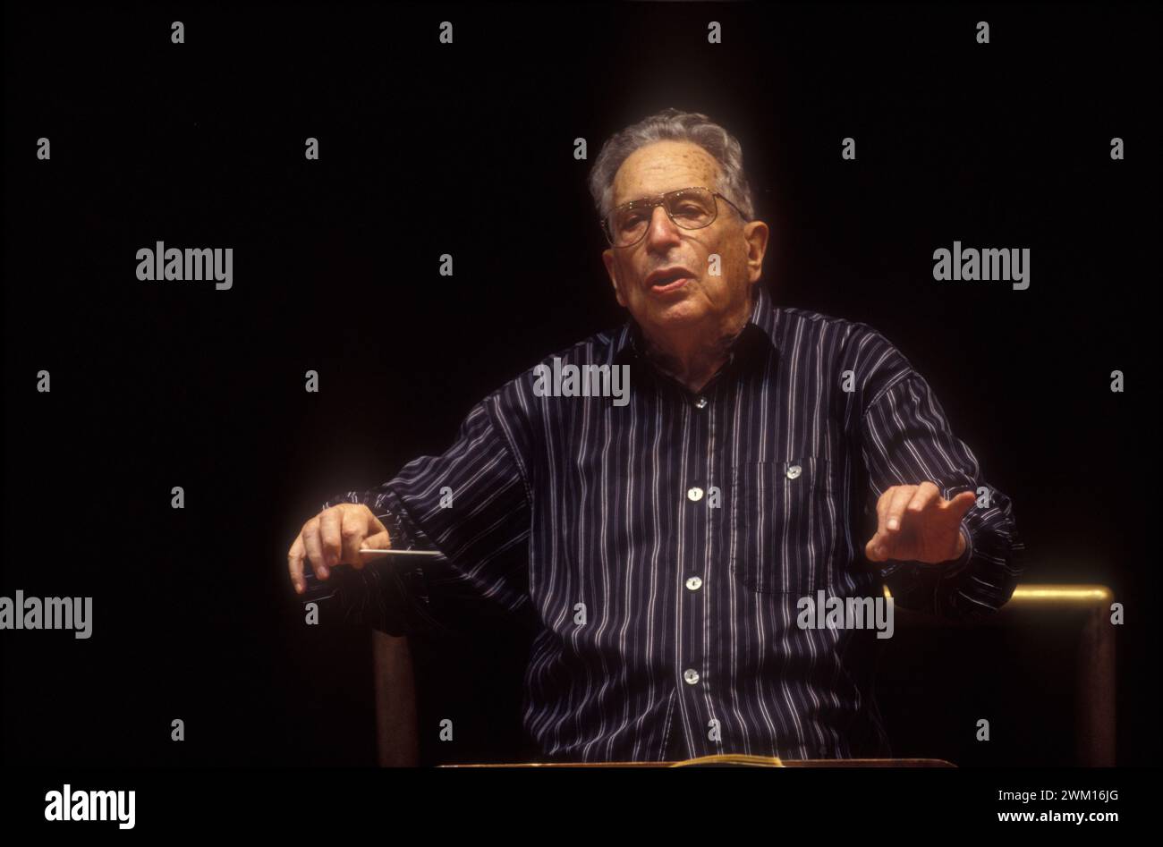 3830615 Kurt Sanderling; (add.info.: Rome, Pius XII Auditorium (concert ...