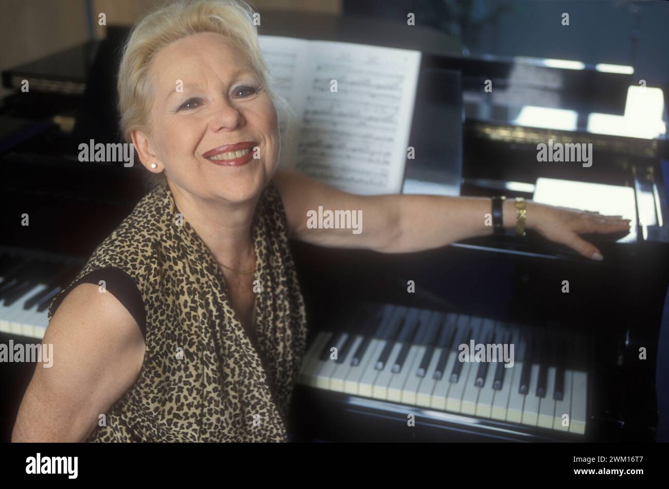 Renata scotto opera academy hi-res stock photography and images - Alamy