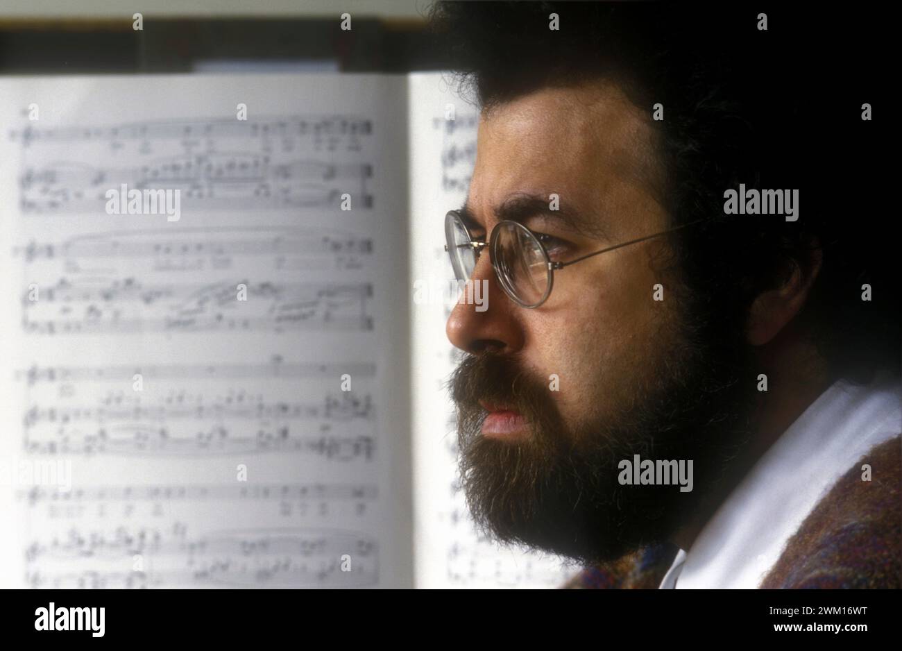 3830927 Giuseppe Sinopoli; (add.info.: Rome, 1987. Italian conductor ...