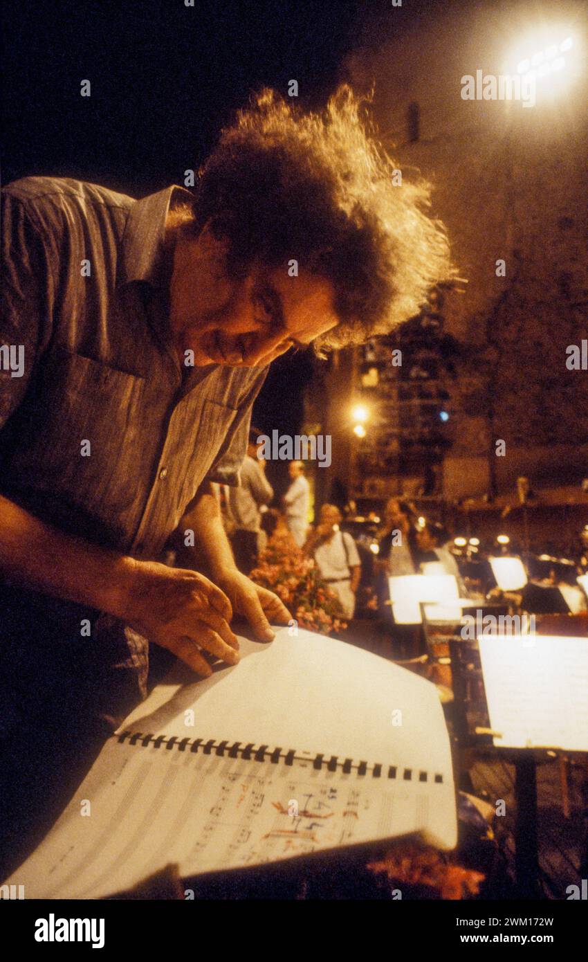 3831163 Mikis Theodorakis; (add.info.: Rome, Baths of Caracalla, 1991 ...