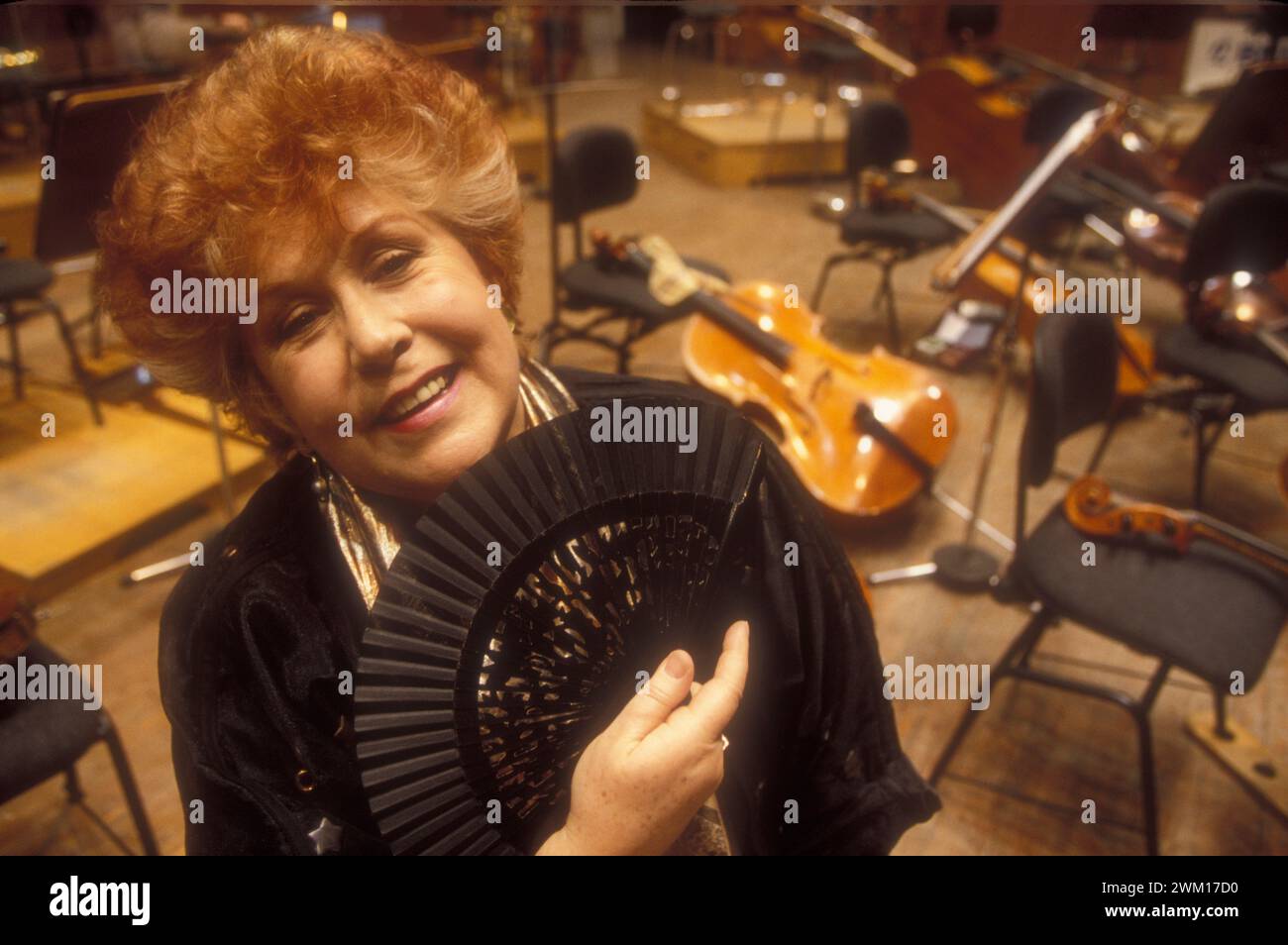 Sarah walker hi-res stock photography and images - Alamy