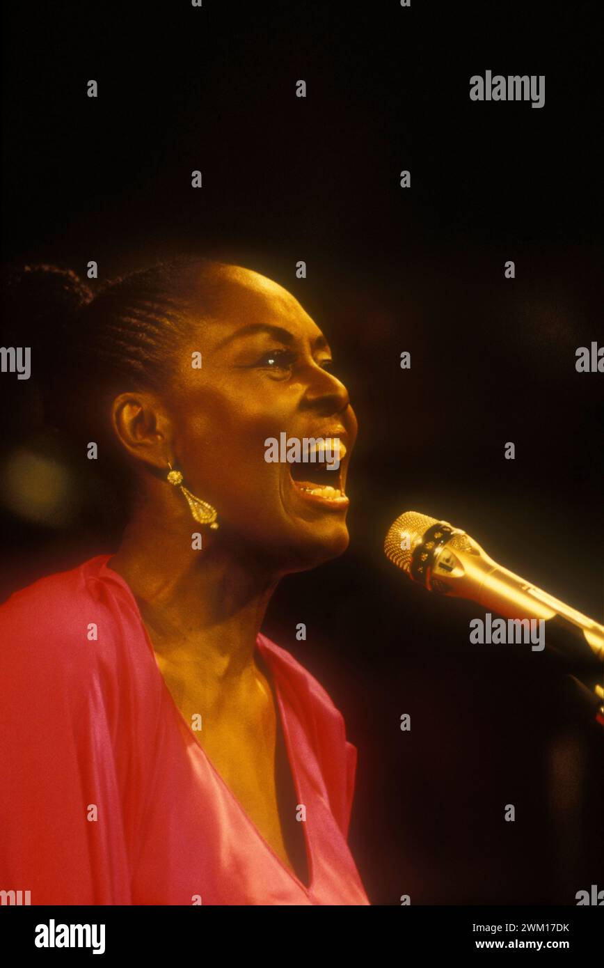 Shirley verret hi-res stock photography and images - Alamy