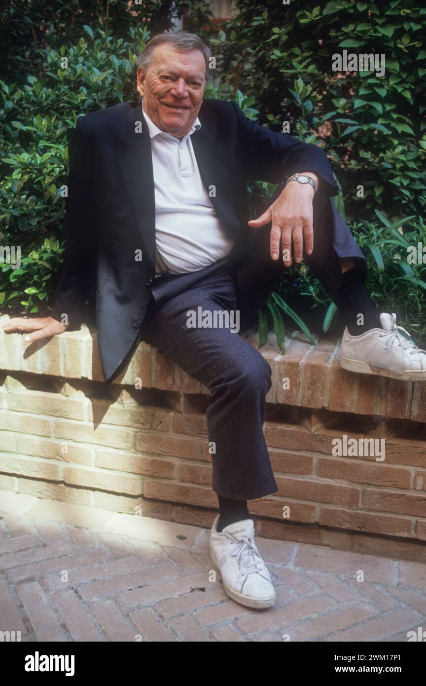 Eddie constantine hi-res stock photography and images - Alamy