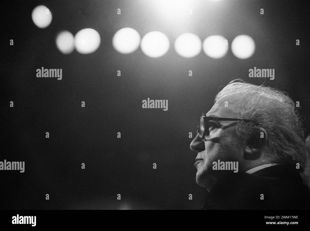 3832071 Federico Fellini; (add.info.: Rome, 1985. Italian director ...