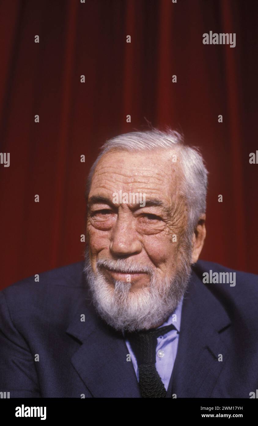 John huston hi-res stock photography and images - Alamy