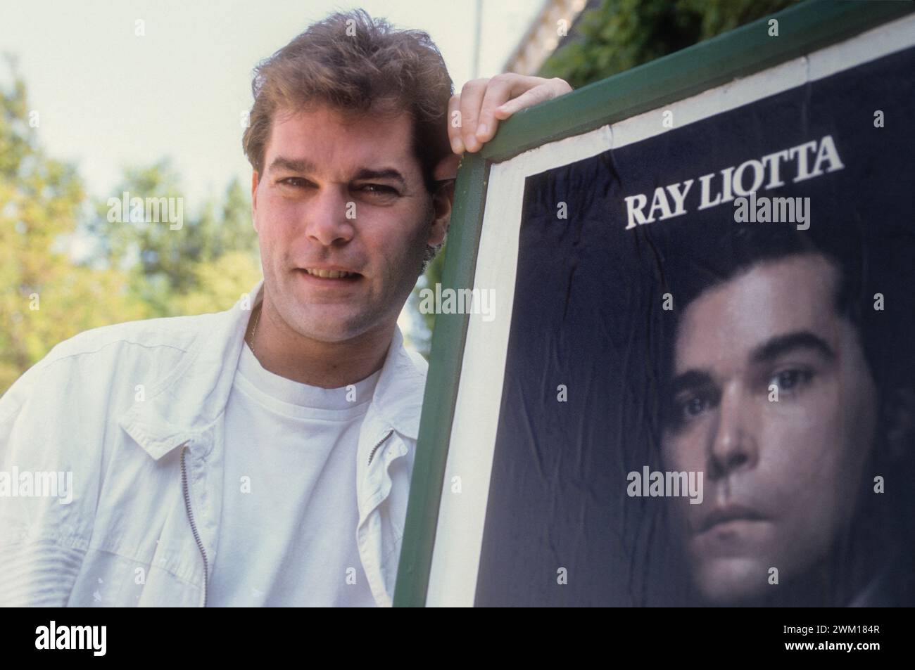 3832427 Ray Liotta; (add.info.: Venice Lido, Venice Film Festival 1990 ...