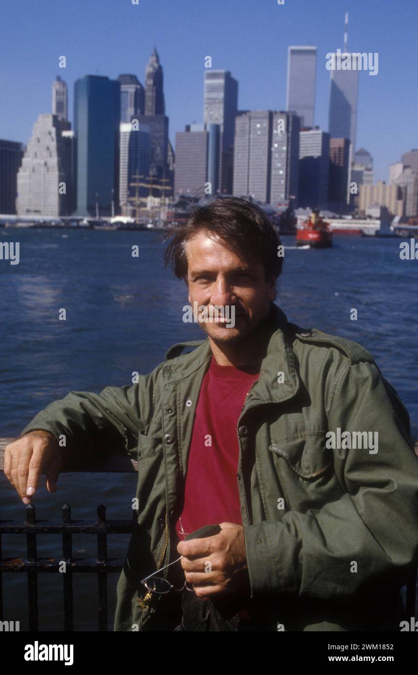 Mezzogiorno new york hi-res stock photography and images - Alamy