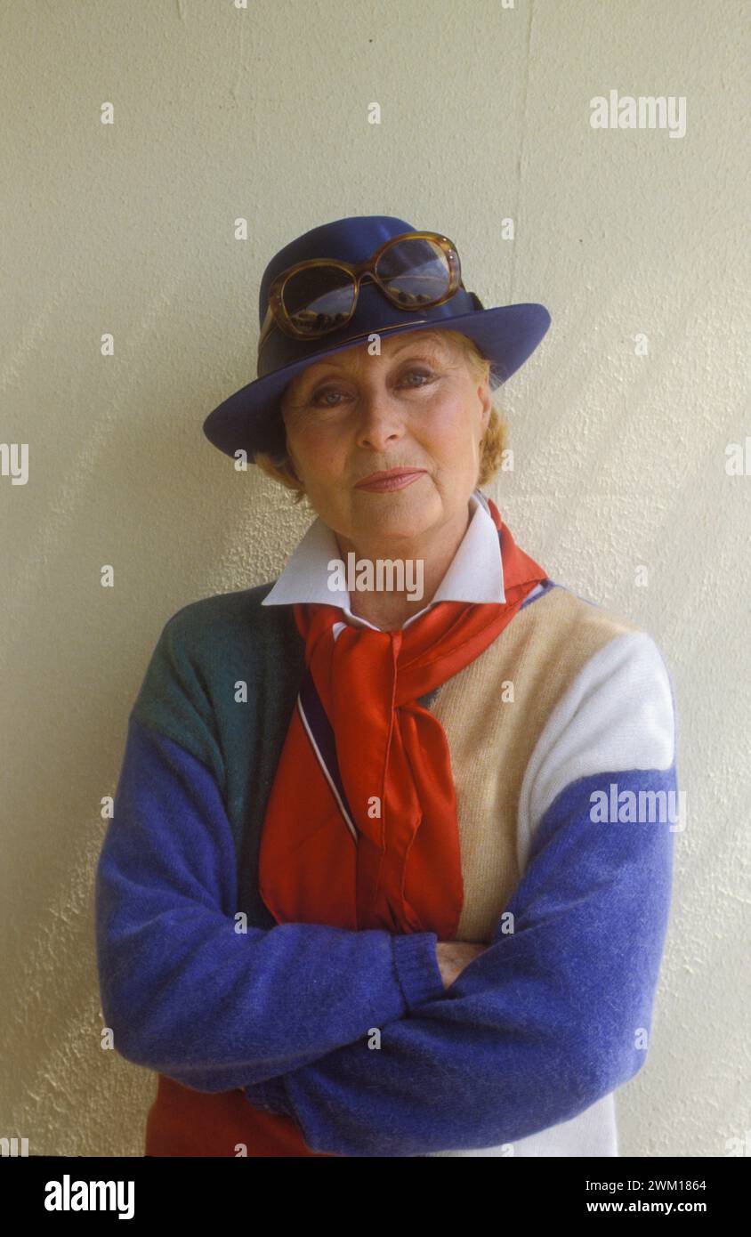 3832564 Michèle Morgan; (add.info.: Cannes Film festival 1984. French ...