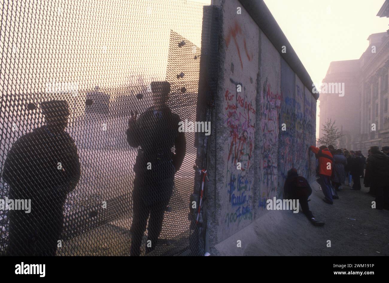 Muro di confine hi-res stock photography and images - Alamy