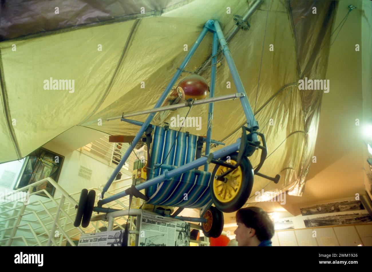 4065497 West Berlin, 1989. The Berlin Wall Museum or Checkpoint Charlie ...