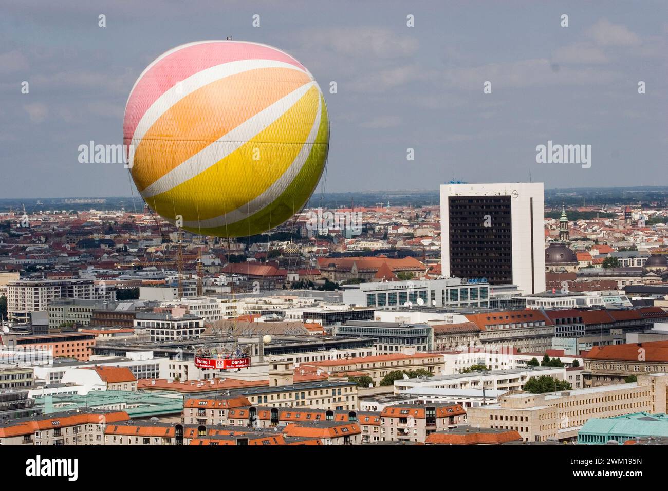 Potsdamer platz berlino germania hi-res stock photography and images ...