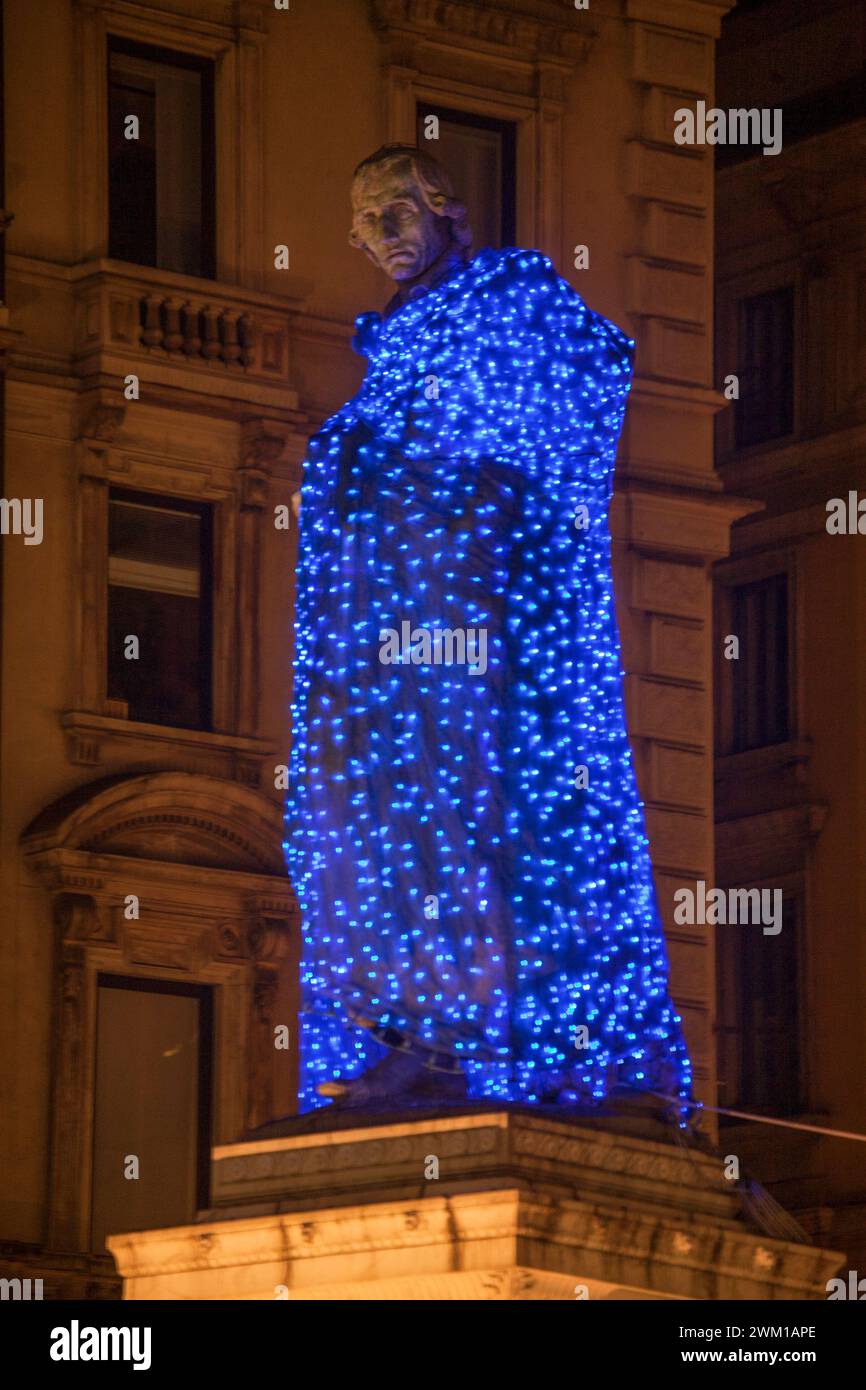 Monumento al parini hi-res stock photography and images - Alamy