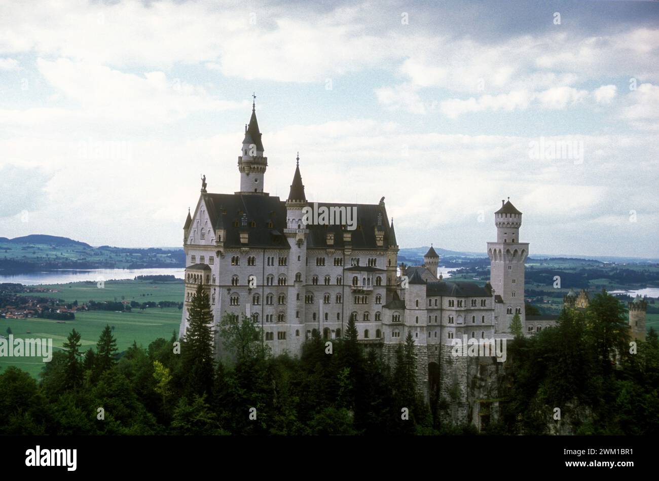 4066739 Bavaria, Germany. Neuschwanstein Castle, commissioned by king ...