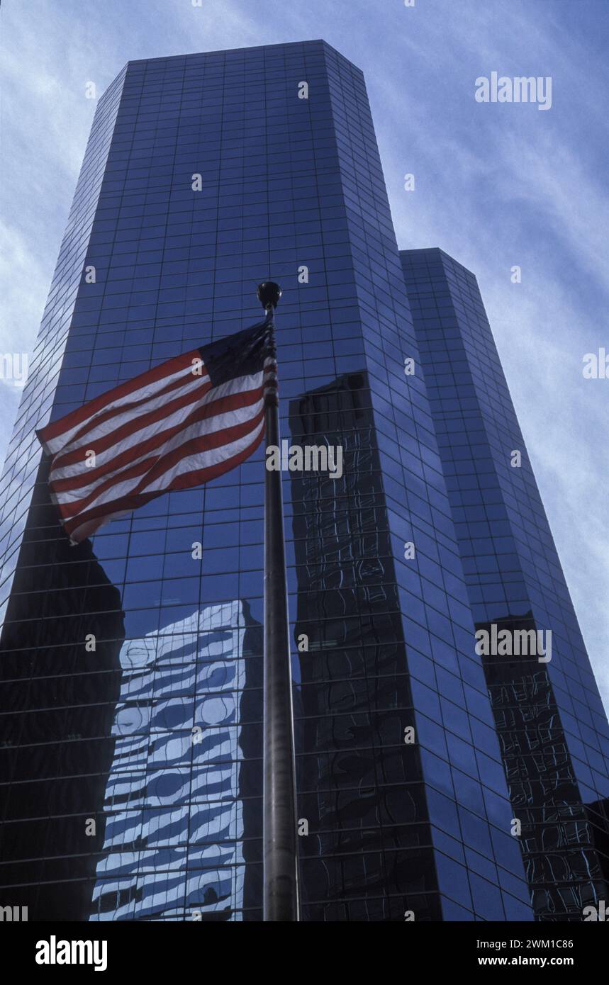 New york buildings 2000 hi-res stock photography and images - Alamy