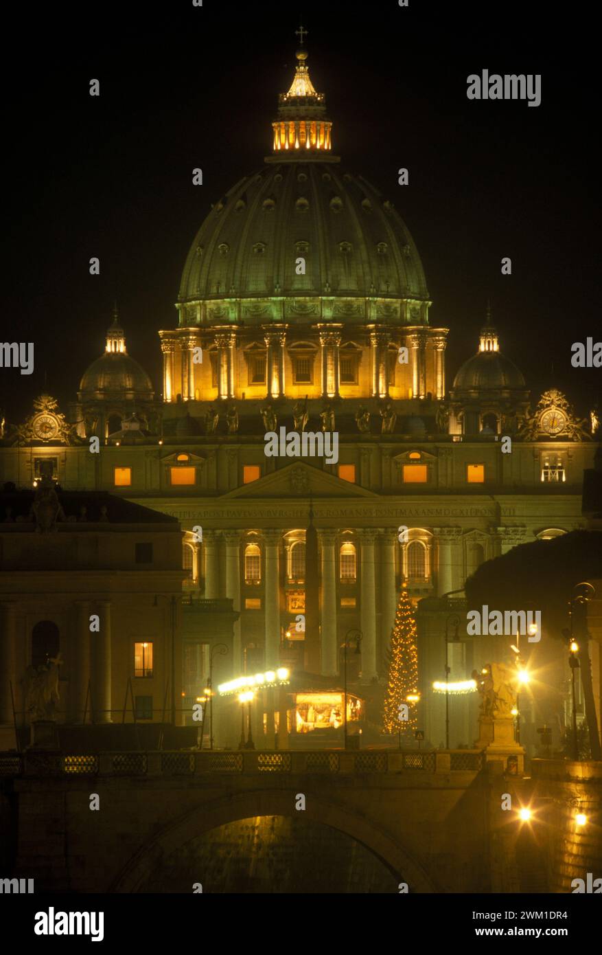 Basilica di notte hi-res stock photography and images - Alamy