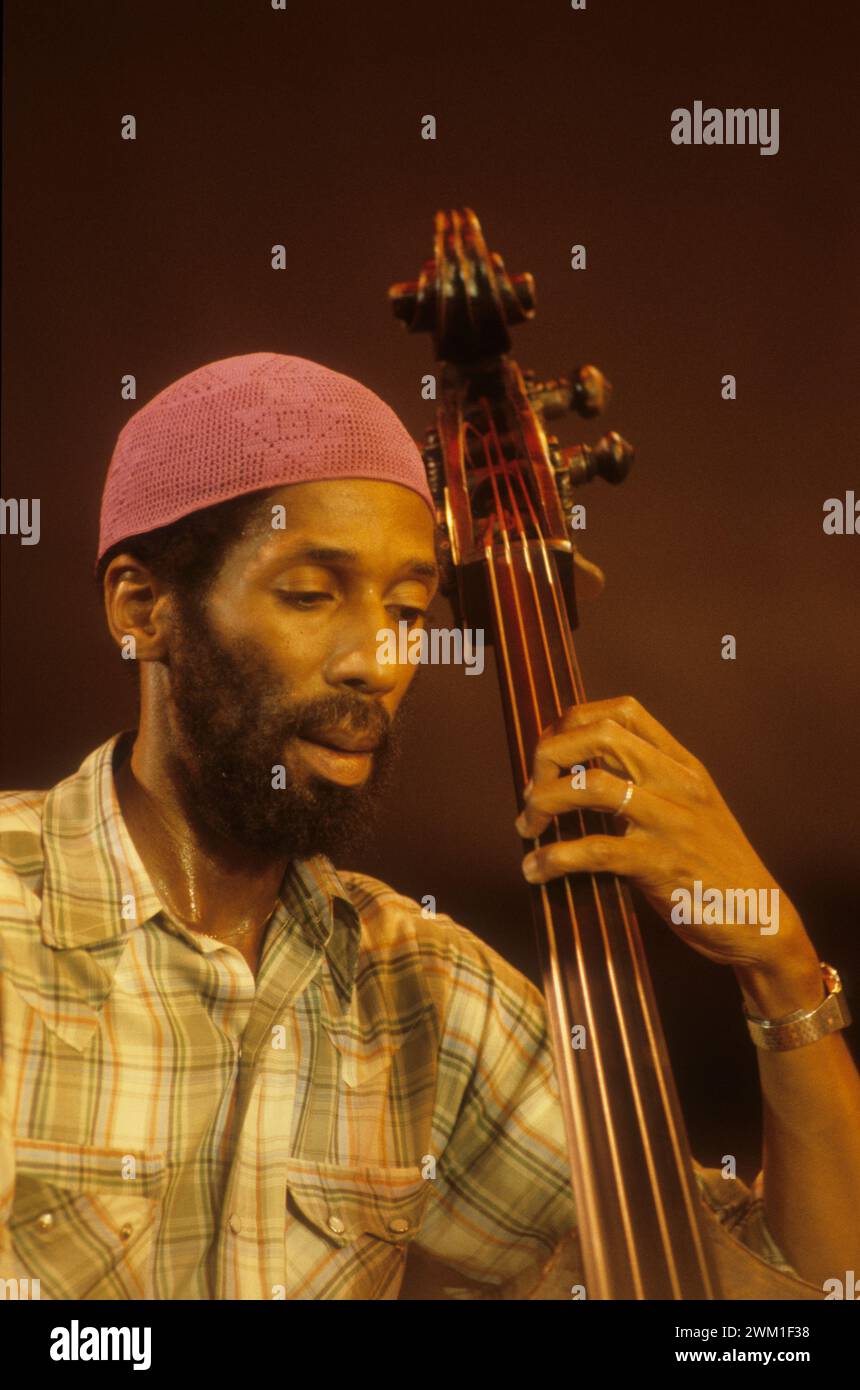 4068144 Rome, about 1985. American jazz double-bassist Ron Carter ...