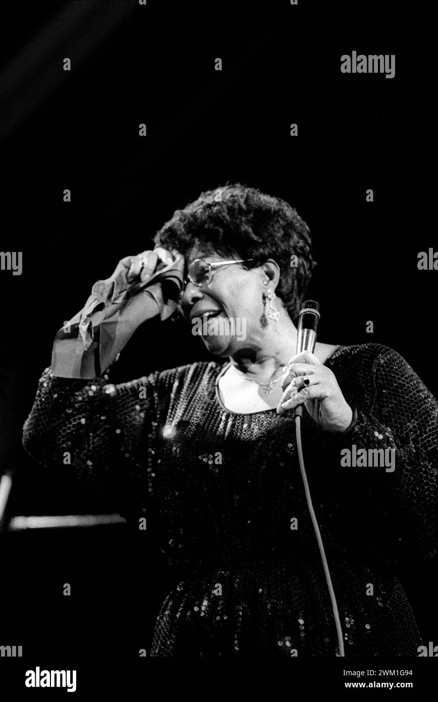 4068699 Le Focette (Tuscany), August 1980. Jazz singer Ella Fitzgerald ...