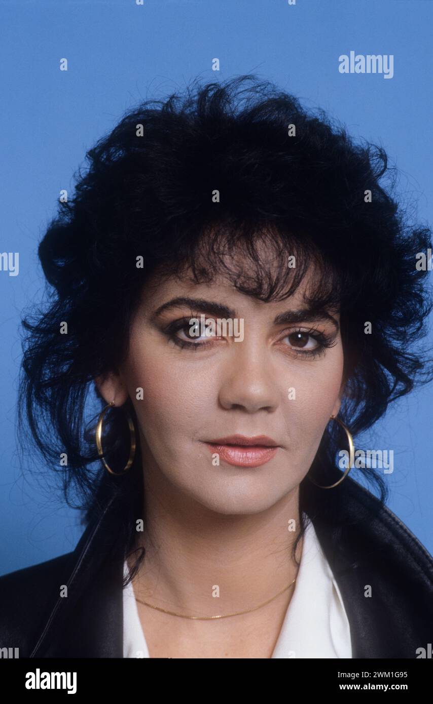 Sanremo festival 1985 hi-res stock photography and images - Alamy