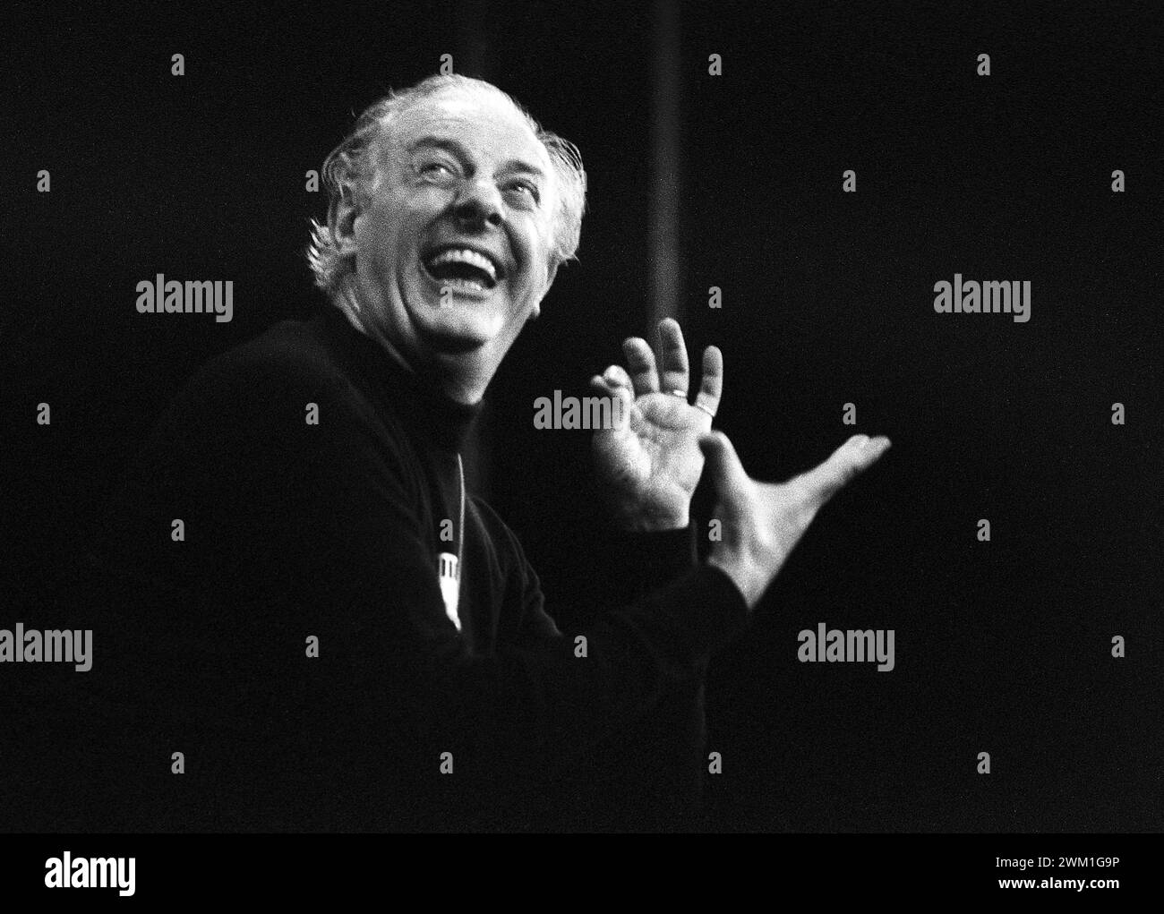 4068707 Italian playwright and actor Dario Fo during a performance ...