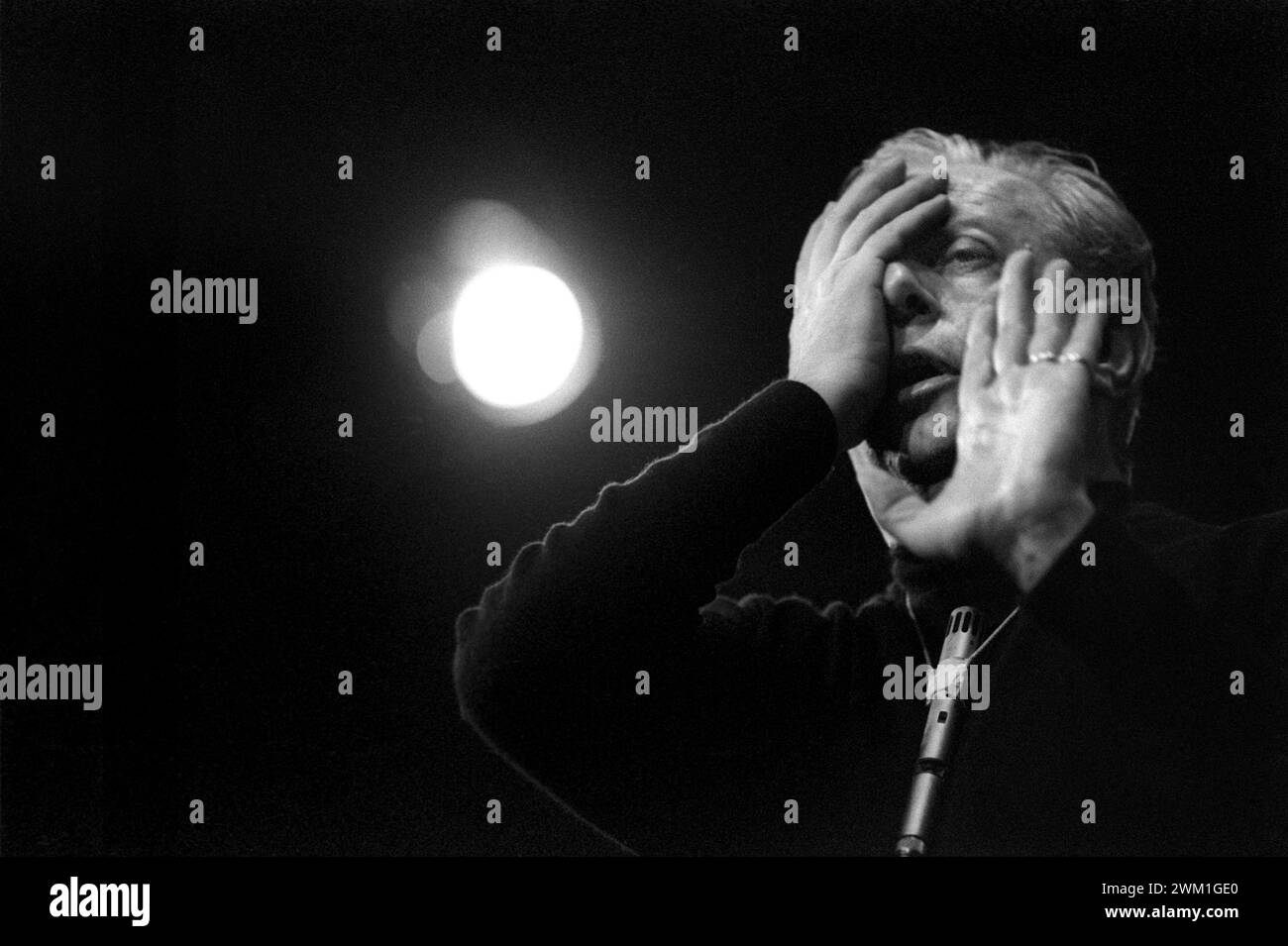 4068713 Italian playwright and actor Dario Fo during a performance ...