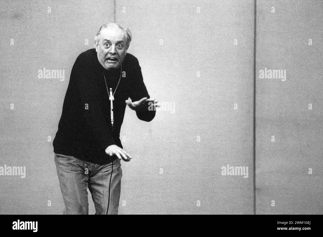 4068710 Italian playwright and actor Dario Fo during a performance ...