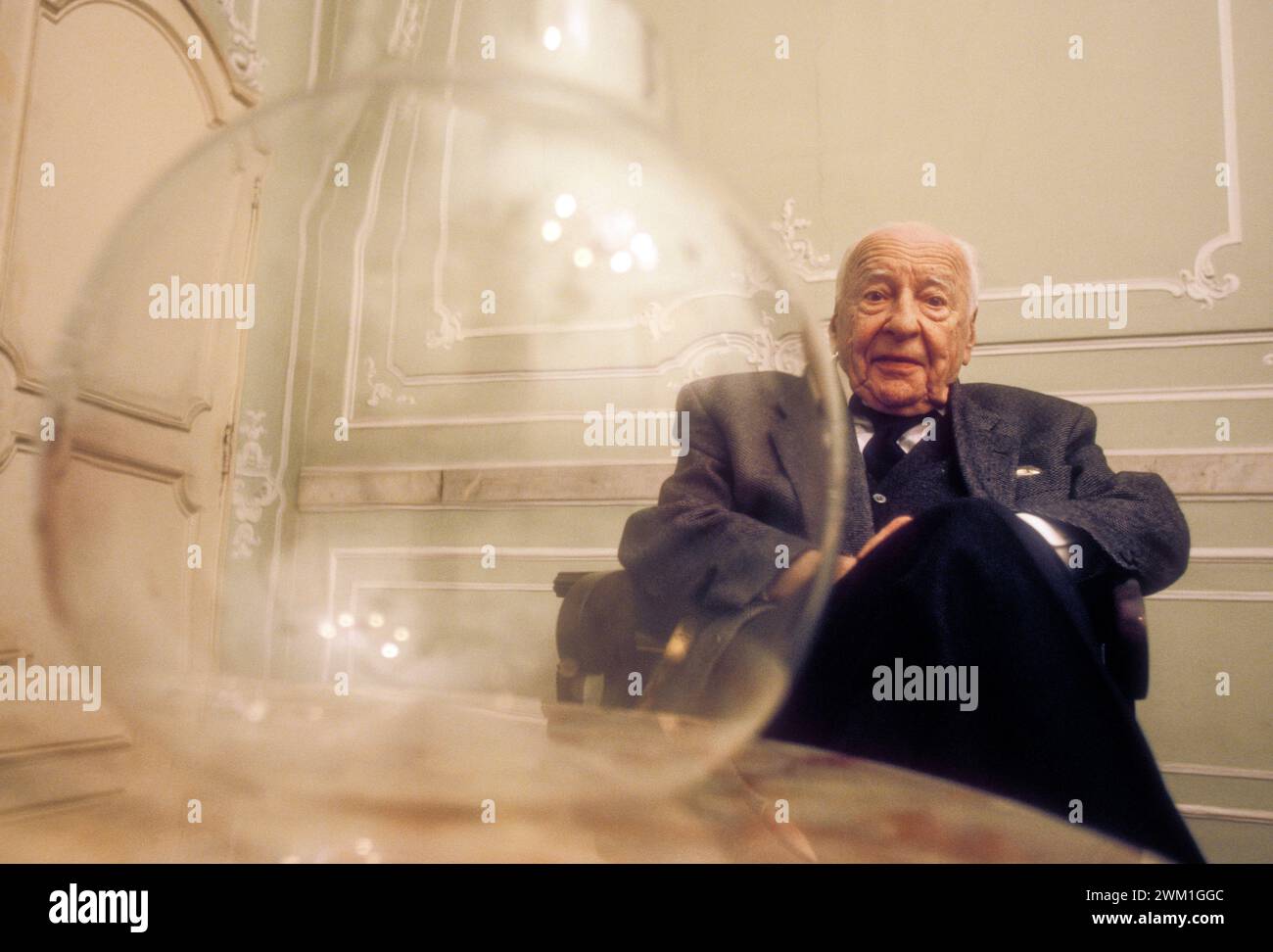 4068786 German philosopher Hans Georg Gadamer, Naples 1997 (photo ...