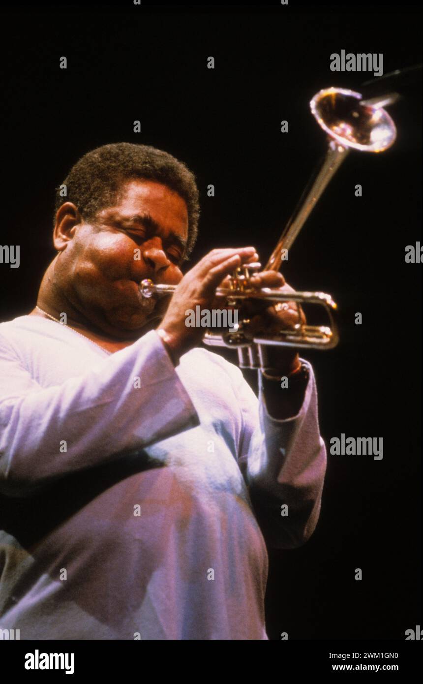 Dizzie gillespie hi-res stock photography and images - Alamy