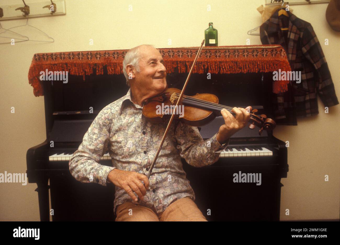 Musicisti jazz francesi hi-res stock photography and images - Alamy