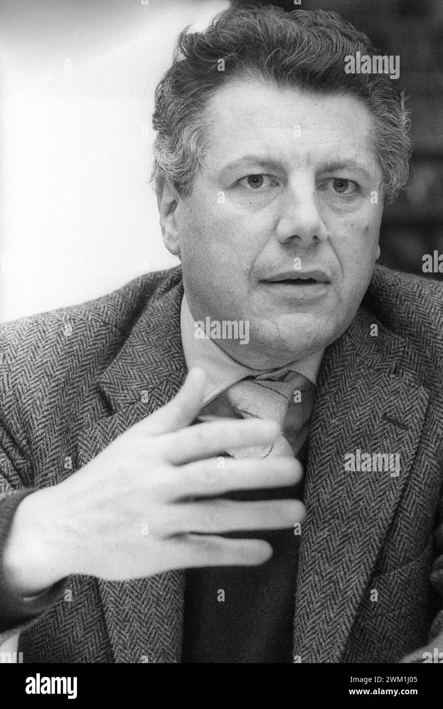 4069428 Rome, 1980. Italian journalist Gianluigi Melega (photo); (add ...