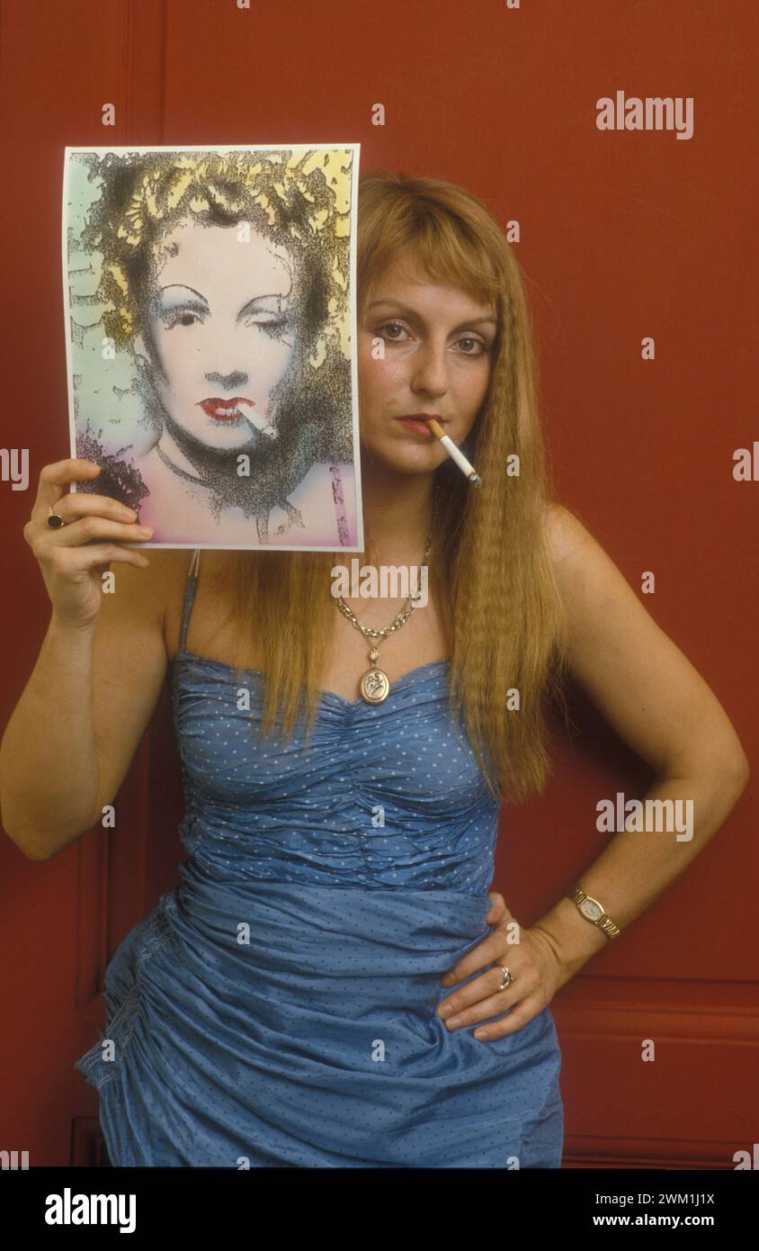 Italian women cartoonists hi-res stock photography and images - Alamy