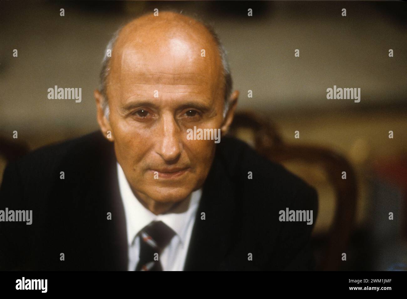 Giornalista scrittore hi-res stock photography and images - Alamy