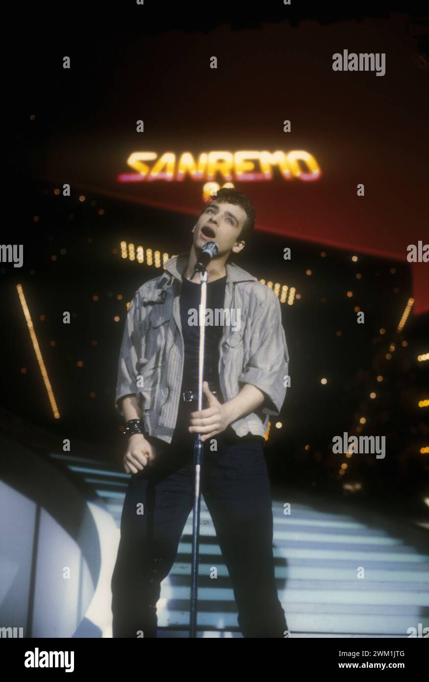 Eros ramazzotti sanremo hi-res stock photography and images - Alamy