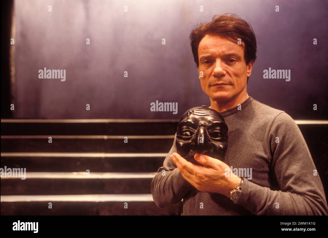 4069923 MASSIMO RANIERI as Pulcinella, 1999 (photo); (add.info.: Rome ...