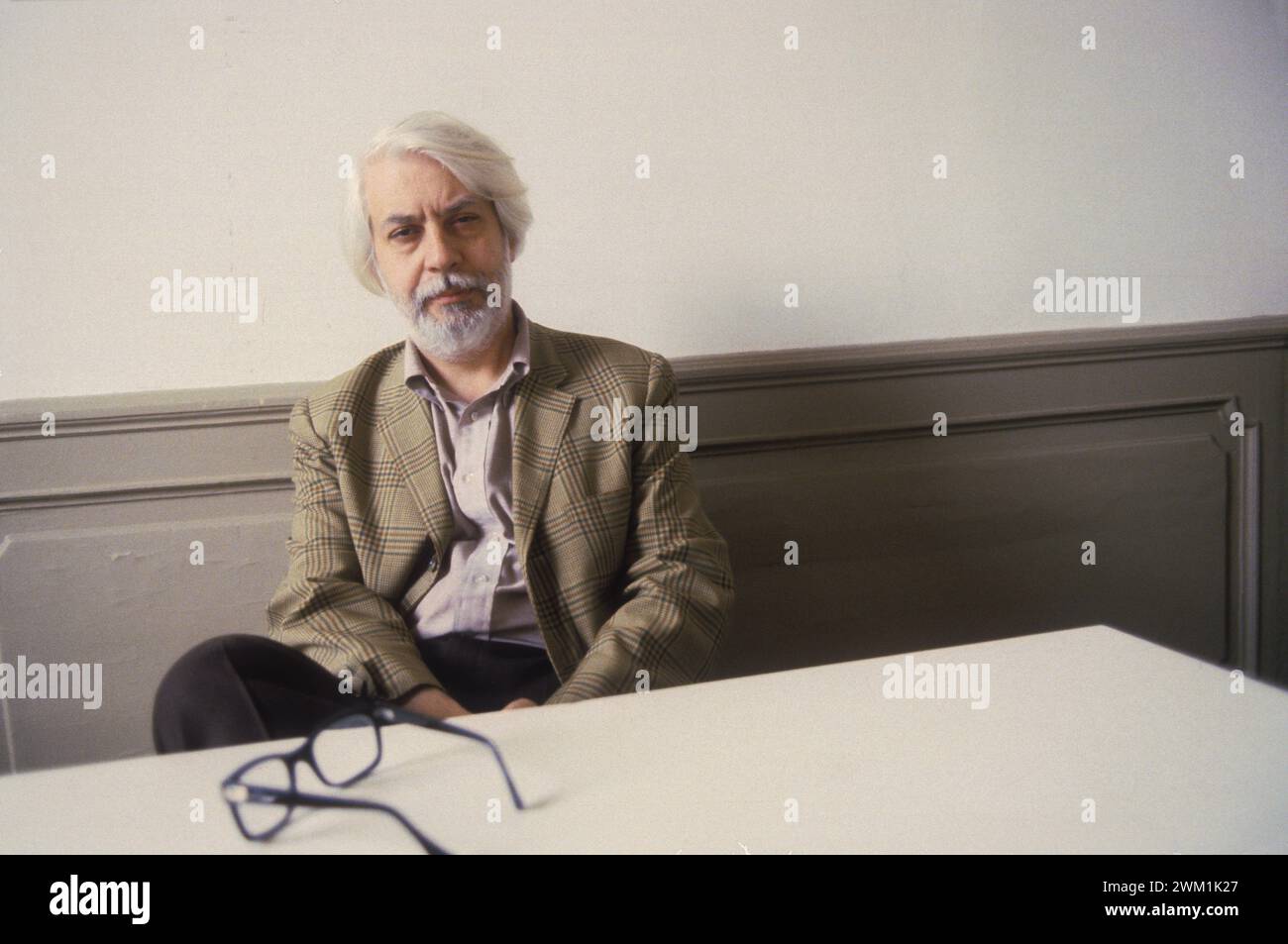 4069902 Italian poet Giovanni Raboni (!981) (photo); (add.info.: Il ...