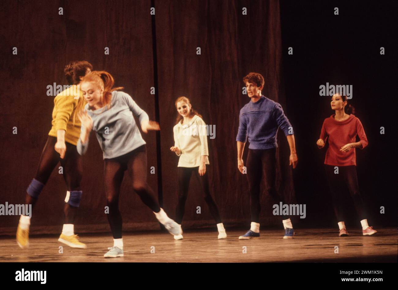 Opus jazz dance hi-res stock photography and images - Alamy