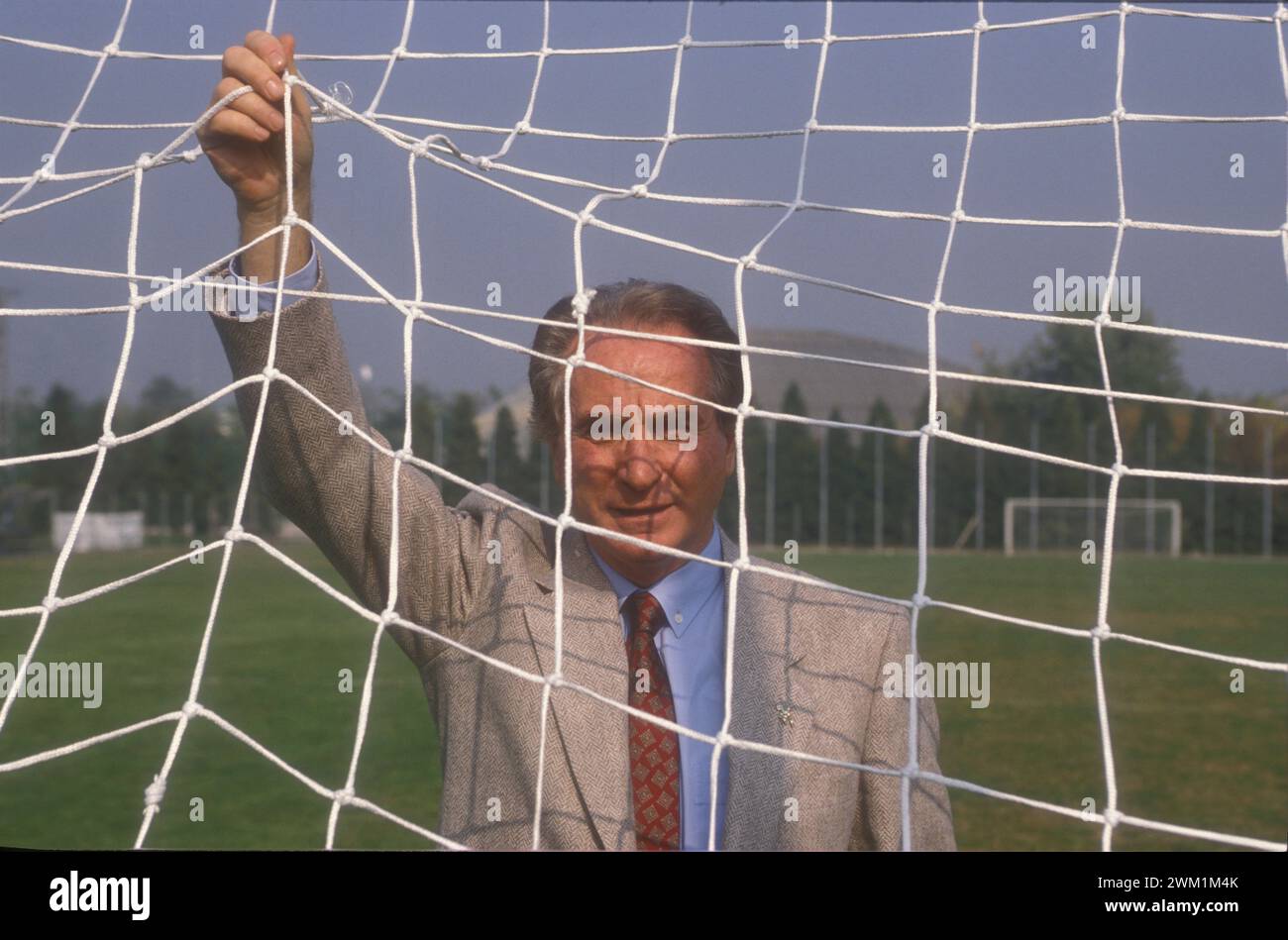 Allenatori della nazionale di calcio hi-res stock photography and ...