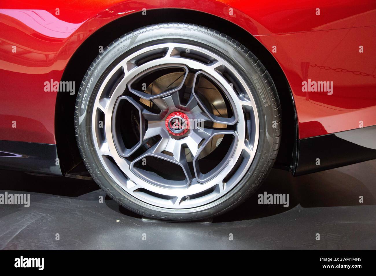Dodge Charger Daytona BEV concept car wheel Stock Photo - Alamy