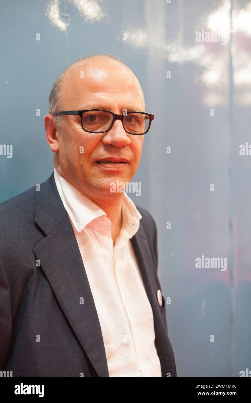 Editori italiani hi-res stock photography and images - Alamy