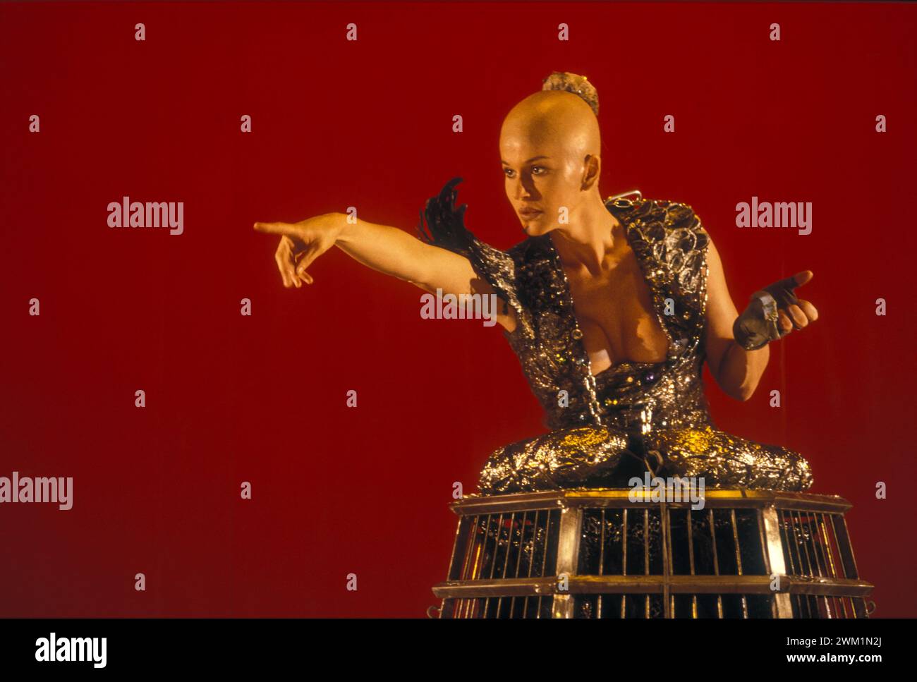 4070772 Rome, 1998. Actress Eva Robins during a rehearsal of "Salome ...